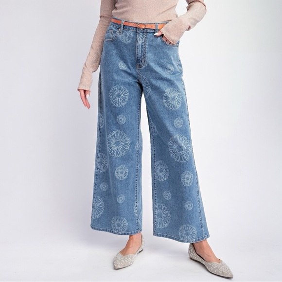 easel | Jeans | Nwt Easel Floral Wide Leg Jeans Medium | Poshmark